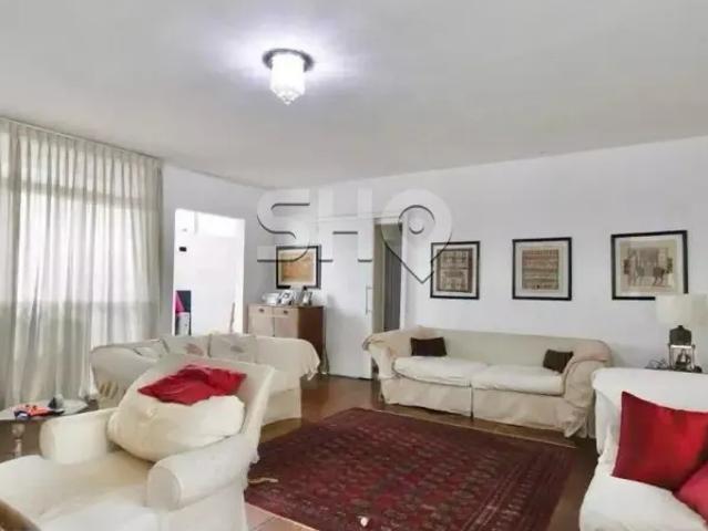 Apartamento na Vila Buarque com 4 dormitórios