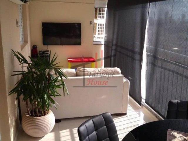 Apartamento com Varanda Gourmet na Vila Carråo