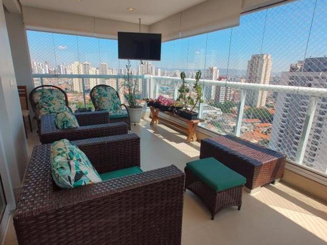 APARTAMENTO NA VILA CARRÃO COM 3 SUITES E 3 VAGAS NO CONDOMINIO RESIDENCIAL APRICA