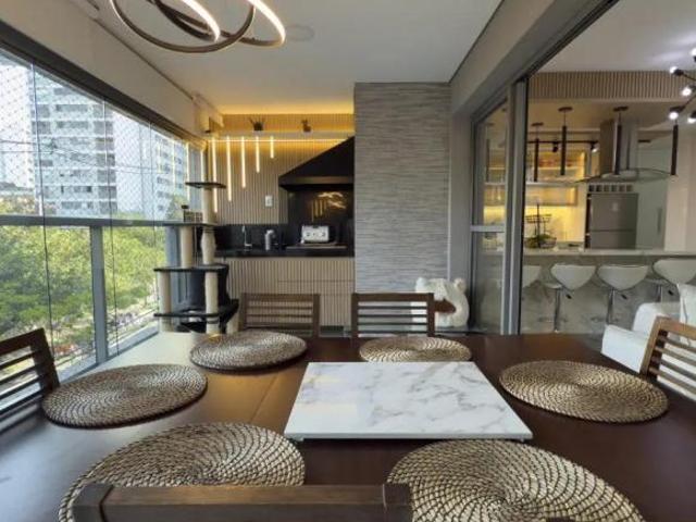 Apartamento na Vila Clementino com 3 suítes, 162m², 4 banheiros, 2 vagas de R$ 2.550.000