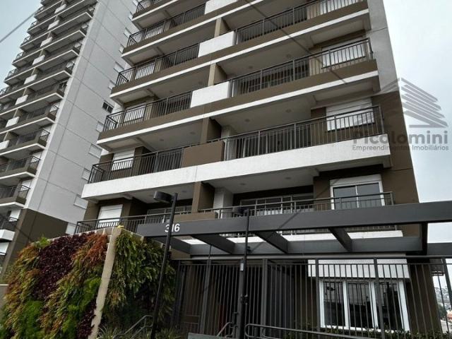 Apartamento na Vila Formosa, bem localizado, a 150m da Av. João Xlll, 40m2, vaga de garagem, planejados, Varanda, 2 dormitórios, condomínio completo