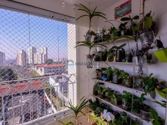 Apartamento na Vila Gumercindo, 2 Quartos e 2 vagas