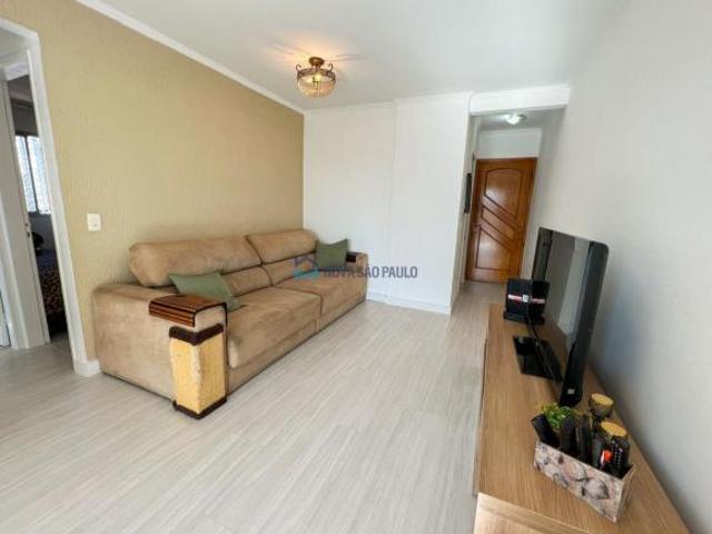 Apartamento na Vila Gumercindo com 2 quartos