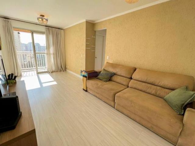 Apartamento na Vila Gumercindo a 2 km do Shopping Plaza Sul