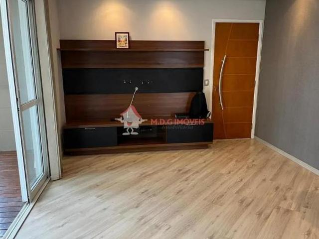 Apartamento na Vila Gumercindo, na Rua Assungui com 3 quartos,2 vagas de garagem