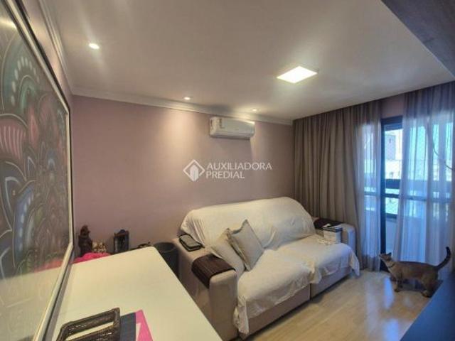 Apartamento na Vila Gilda em Santo André com 3 dormitórios sendo 1 suíte e 2 vagas de garagem
