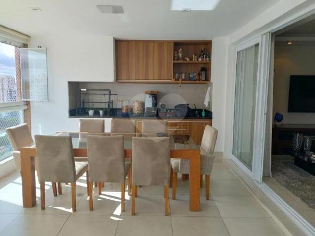 Apartamento na Vila Romana Venda