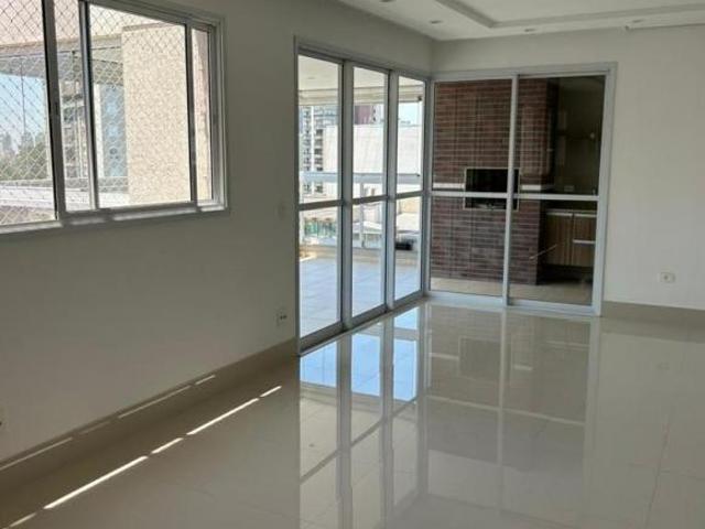 Apartamento na Vila Suzana com 137m², 3 quartos, 3 suítes, 3 vagas