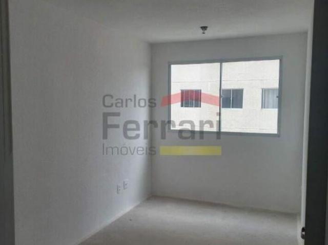 APARTAMENTO NA VILA SANTOS COM 2 DORMITÓRIOS