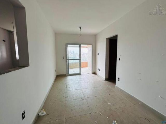 Apartamento na Vila Tupi, 3 Dormitórios sendo 3 suítes com vista mar!