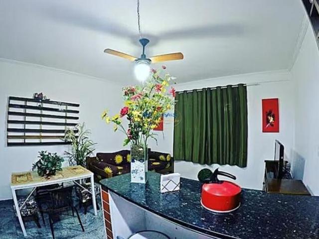 Apartamento na Vila Tupi Apenas 100mts da Praia!