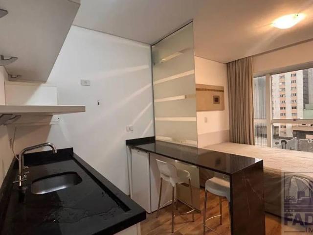 Apartamento na Visconde de Nacar Centro Curitiba PR, aluguel por R$ 1.600
