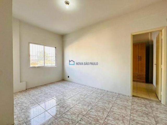 Apartamento na Aclimação, com 2 domitorio, 58m² Metrô Vergueiro
