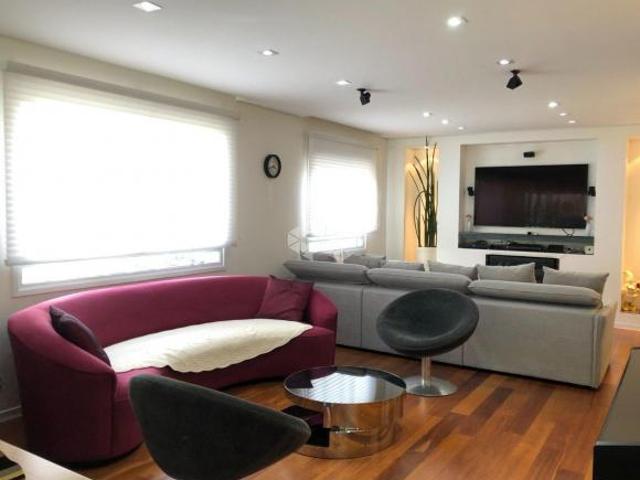 Apartamento na Aclimação de 212m², com 03 suítes e 03 vagas de garagens