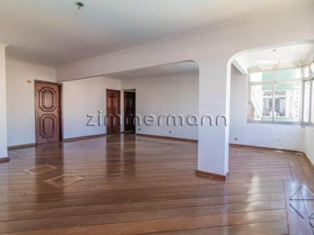 APARTAMENTO NA ÁGUA BRANCA 3 DORMITÓRIOS E 1 VAGA