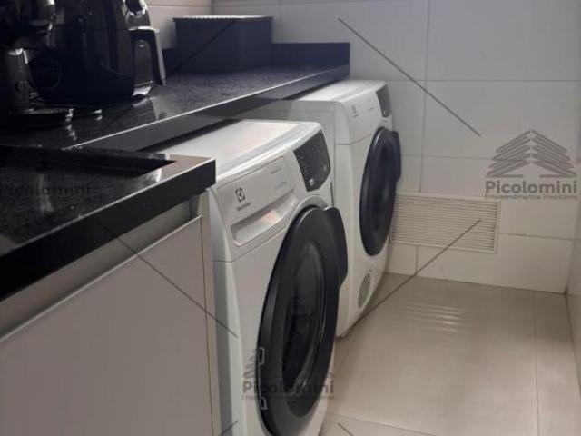 Apartamento na Água Branca com 103m2, Varanda Gourmet, 3 quartos sendo 1 suíte, mobiliado, 2 vagas d
