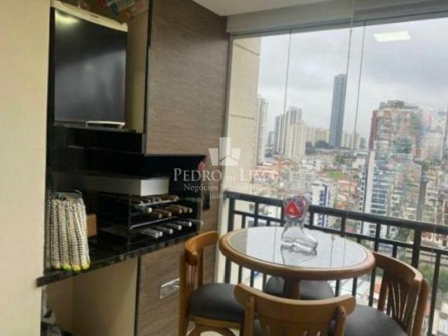 Apartamento na Água Rasa 3 quartos 1 suíte 2 vagas e Varanda Gourmet. Condomínio Piazza di Verona