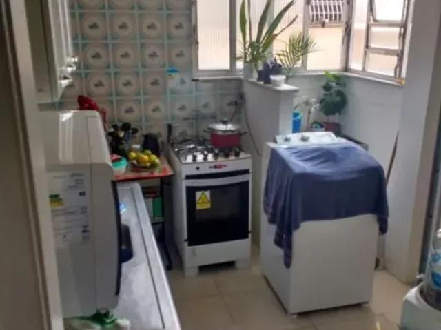 Apartamento na Alameda São Boaventura com 2 quartos, 75m²