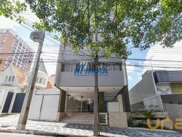 Apartamento na Amintas de Barros até 688 689 Centro Curitiba/PR, aluguel por R$ 2.400