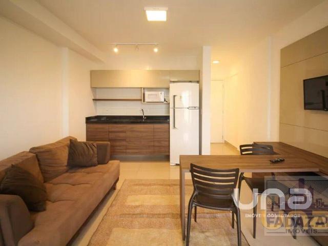 Apartamento na Amintas de Barros até 688 689 Centro Curitiba/PR, aluguel por R$ 2.850