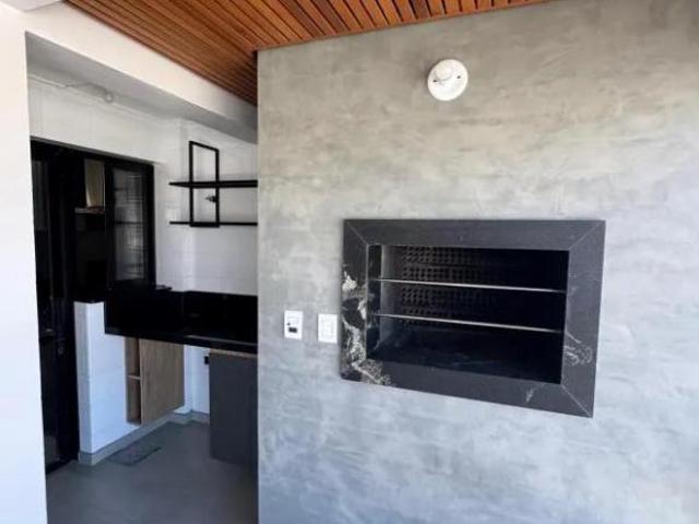 Apartamento na Av da Igreja Próximo ao Mar em Tramandaí