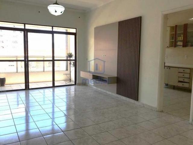 Apartamento na Av. do Canal 2 com 3 Dormitórios, sala e varanda e Garagem demarcada !
