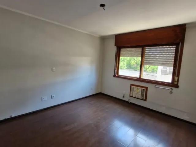 Apartamento na Av. Getulio Vargas com 3 dormitórios sendo uma suíte, 1 garagem