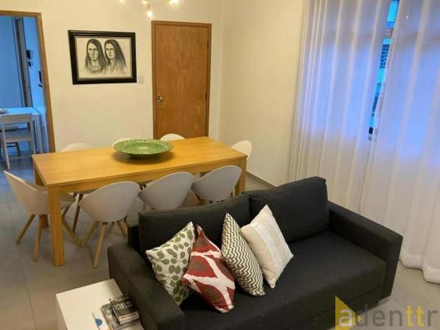Apartamento na avenida da praia orla de Santos 110m²