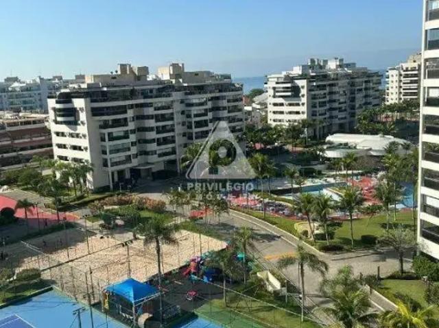 Apartamento na Avenida Lúcio Costa, 4600, Barra da Tijuca, 128 m²