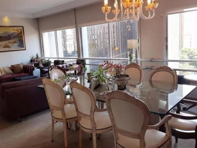 Apartamento na Avenida Paulista, Bela Vista