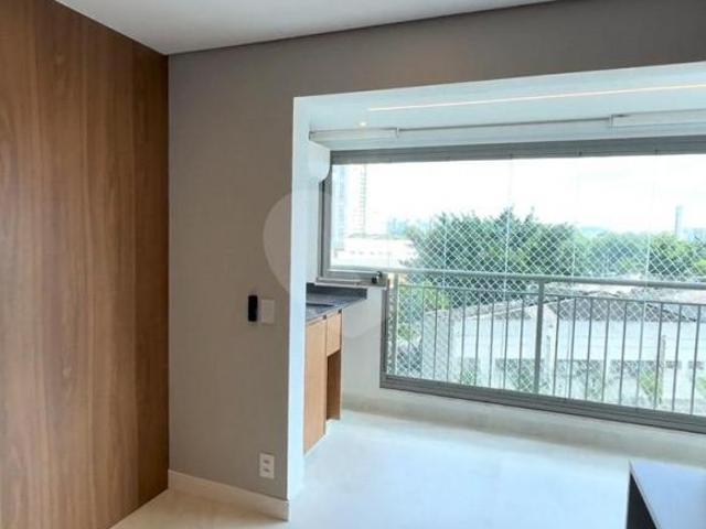 Apartamento na Barra Funda