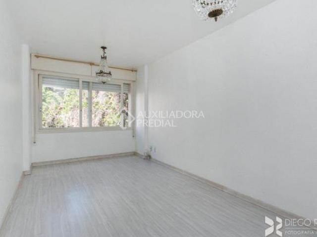 Apartamento na beira do Guaíba, 2 dormitórios amplos, dependência completa, sol da manhã