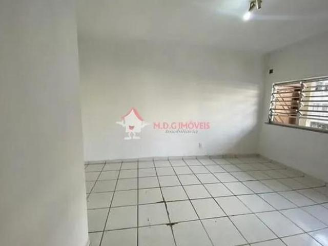 Apartamento na Bela Vista, na Rua Santo Antonio, com 1 quarto, ao lado do metrô Anhangabaú e Termina