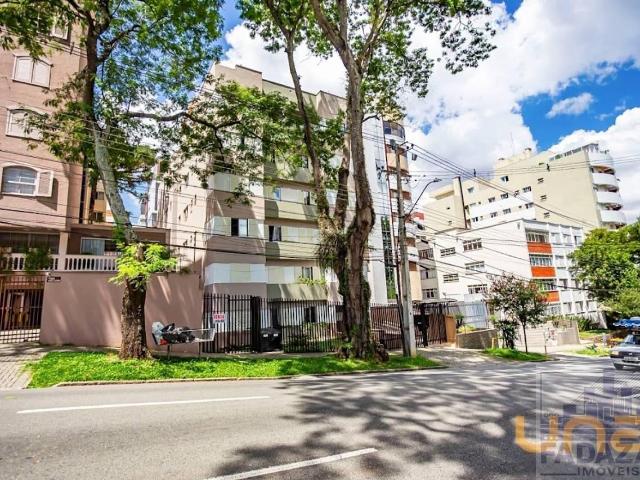 Apartamento na Brigadeiro Franco Mercês Curitiba PR, aluguel por R$ 6.300