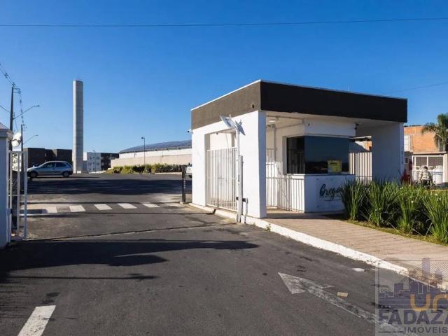 Apartamento na Caetano Munhoz da Rocha Salgadinho Campo Largo PR, aluguel por R$ 1.300