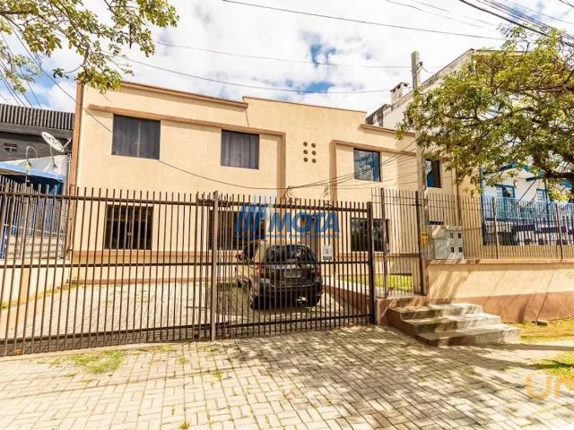 Apartamento na Capitão José da Silva Sobrinho Bacacheri Curitiba PR, aluguel por R$ 2.000