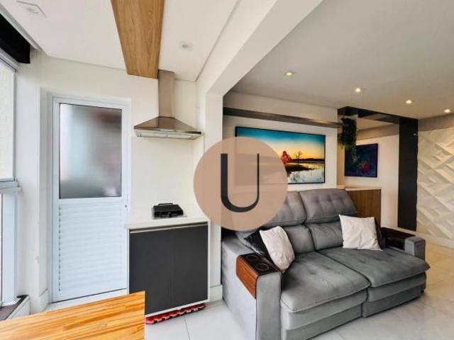 Apartamento na Chácara Inglesa. 02 dormitórios, 01 Suíte, 01 Vaga com 63m², lazer com piscina e acad