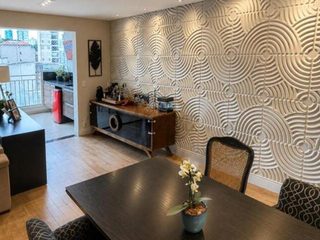 Apartamento na Chacara Inglesa, com 82m2, 2 dormitórios, 01 suite, 3 vagas