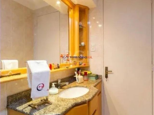 Apartamento na Cidade Baixa de 1 dormitório e vaga