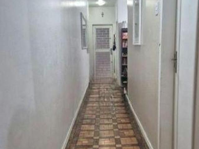 Apartamento na Cidade Baixa de 2 dormitórios