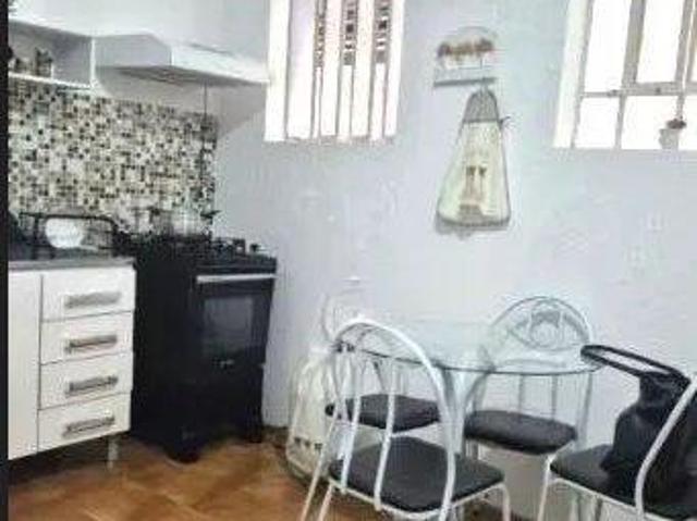Apartamento na Cidade Baixa de 2 dormitórios