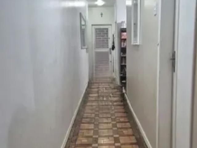 Apartamento na Cidade Baixa de 2 dormitórios