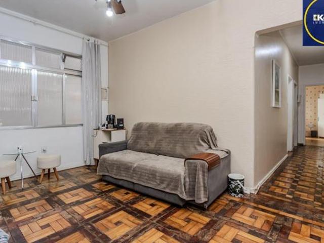 Apartamento na Cidade Baixa de 2 dormitórios