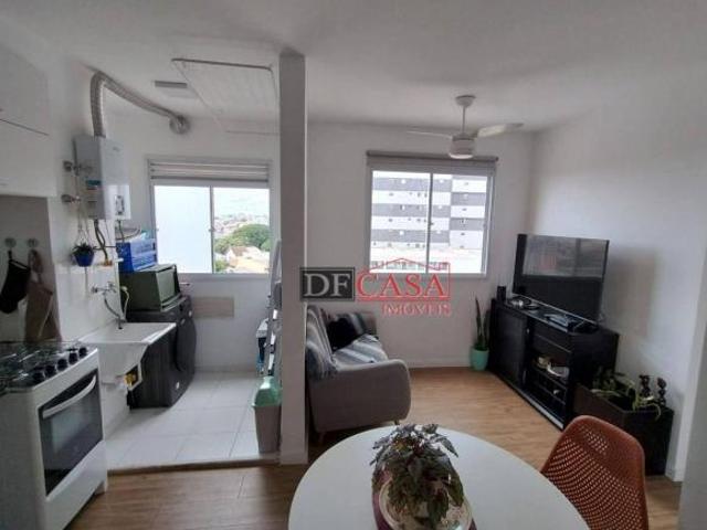 Apartamento na Cidade Patriarca 2 Dormitórios, S/Vaga, 37 m²