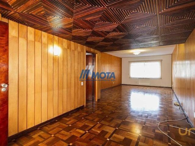 Apartamento na Comendador Araújo Centro Curitiba PR, aluguel por R$ 2.609,75