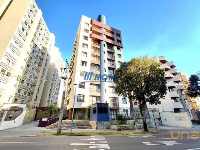 Apartamento na Comendador Fontana Centro Cívico Curitiba PR, aluguel por R$ 2.500