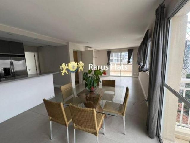 Apartamento na cobertura com 3 suítes para venda na Vila Olímpia Condominio Speciale