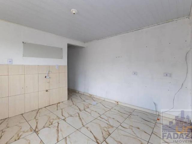Apartamento na Cruz e Souza Jardim Quitandinha Colombo PR, aluguel por R$ 950