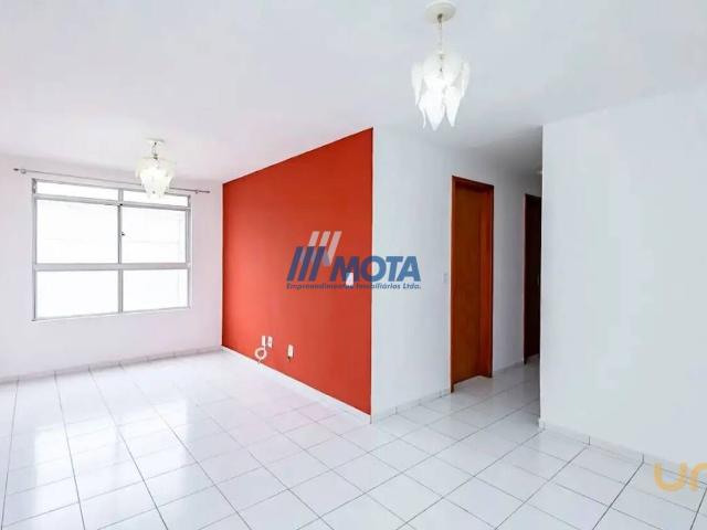 Apartamento na Dante Luiz Júnior Capão Raso Curitiba PR, aluguel por R$ 1.700