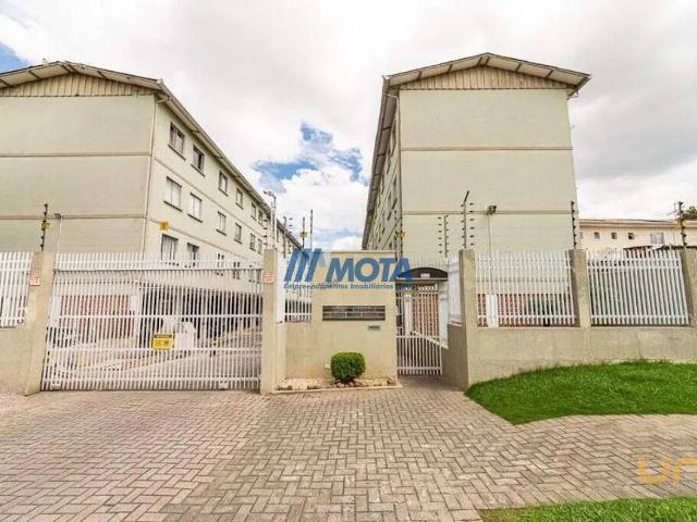 Apartamento na Delegado Naby Paraná Capão Raso Curitiba PR, aluguel por R$ 1.990